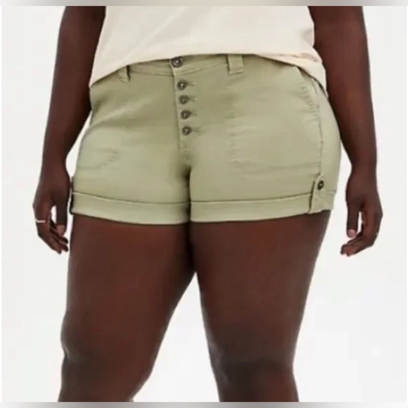 torrid | Shorts | Casual Summer Shorts Torrid Feel The Fit Button Fly ...